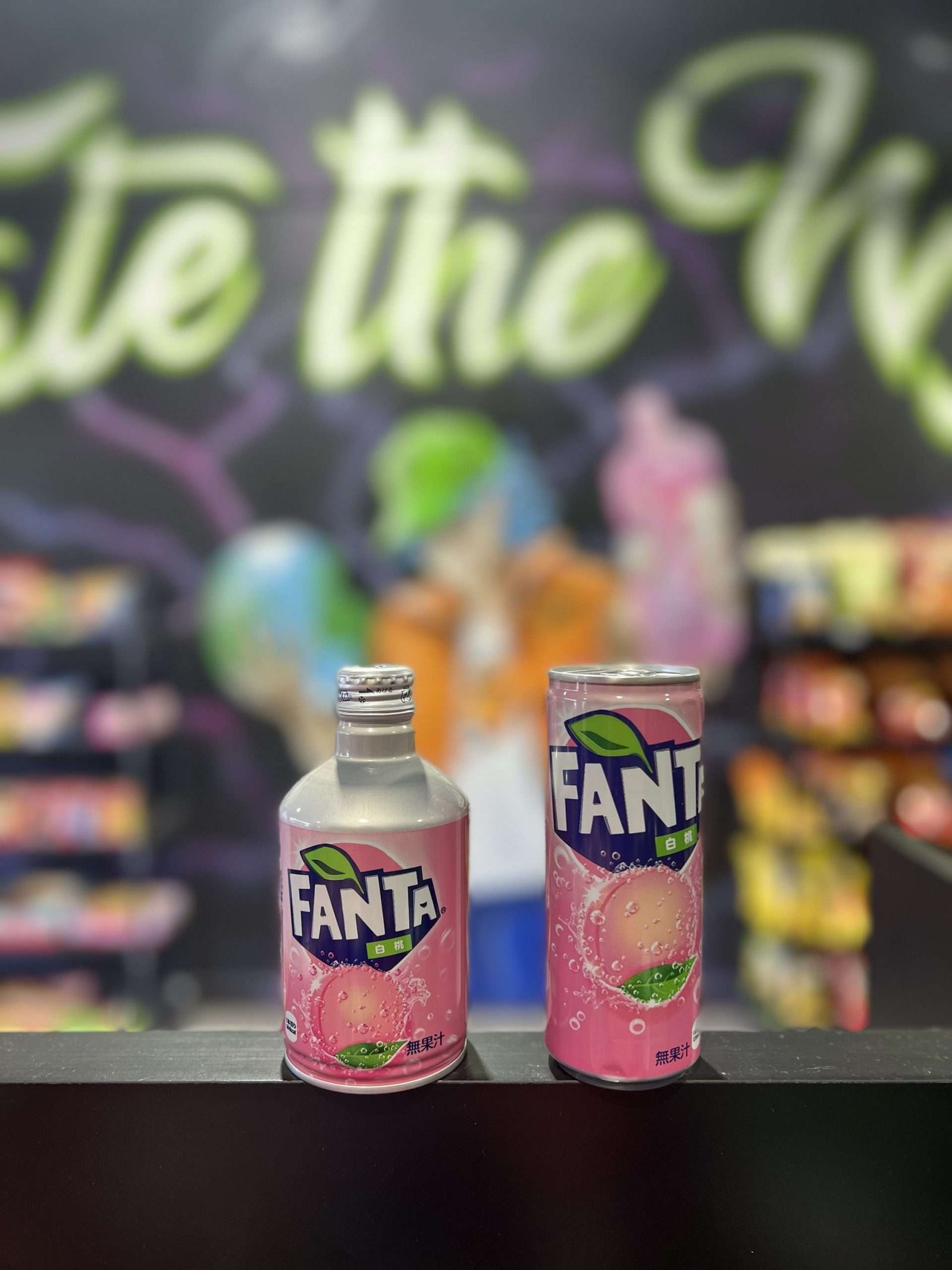 Fanta White Peach (Japan) - Exotic Cravings