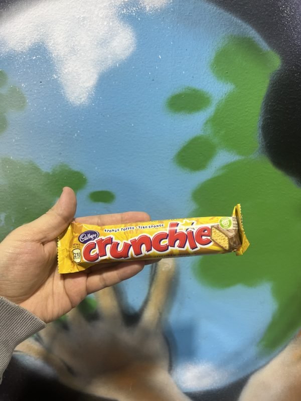Cadbury Crunchie Bar 44g (Canada) - Exotic Cravings